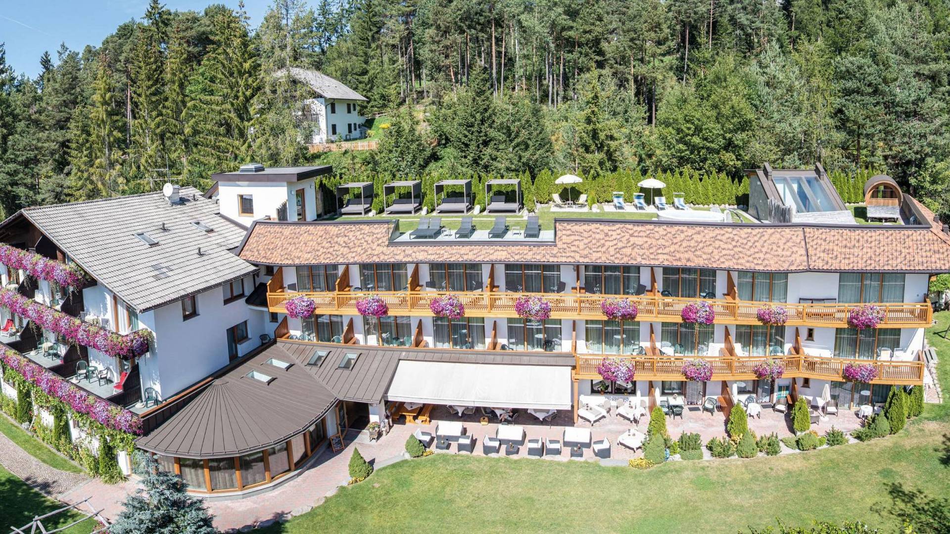 Das Hotel Rinner auf dem sonnigen Ritten